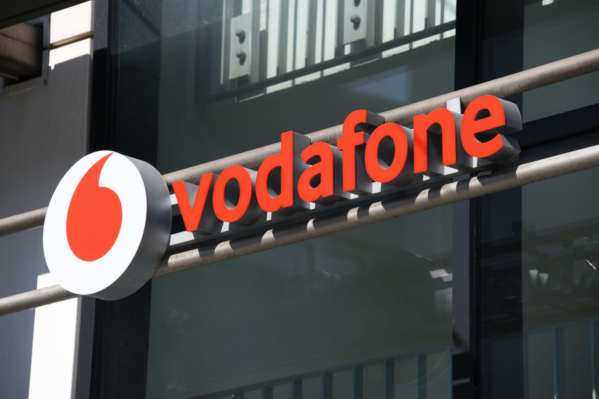 Vodafone And Chainlink Announce Proof-Of-Concept to Transform Global Trade