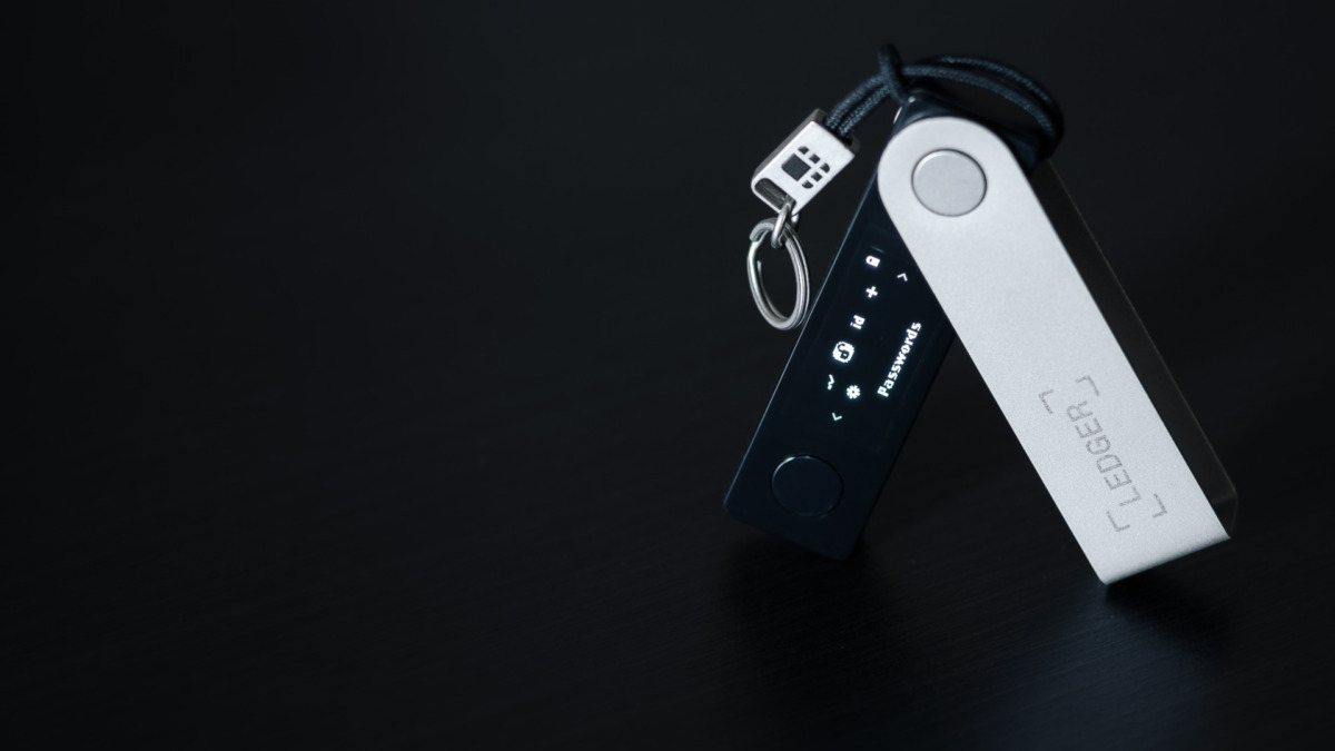 Rugby Legends Team Up with Ledger to Tackle Crypto Security in Australia